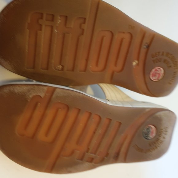 Fitflops | Shoes | Fitflop White Sandal Sz 7 | Poshmark